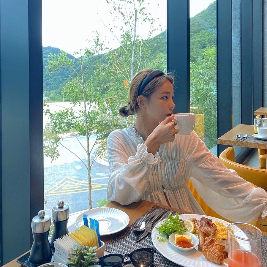 【髮型2021】韓國女生流行小臉髮箍！5個小技巧令造型更時尚！
