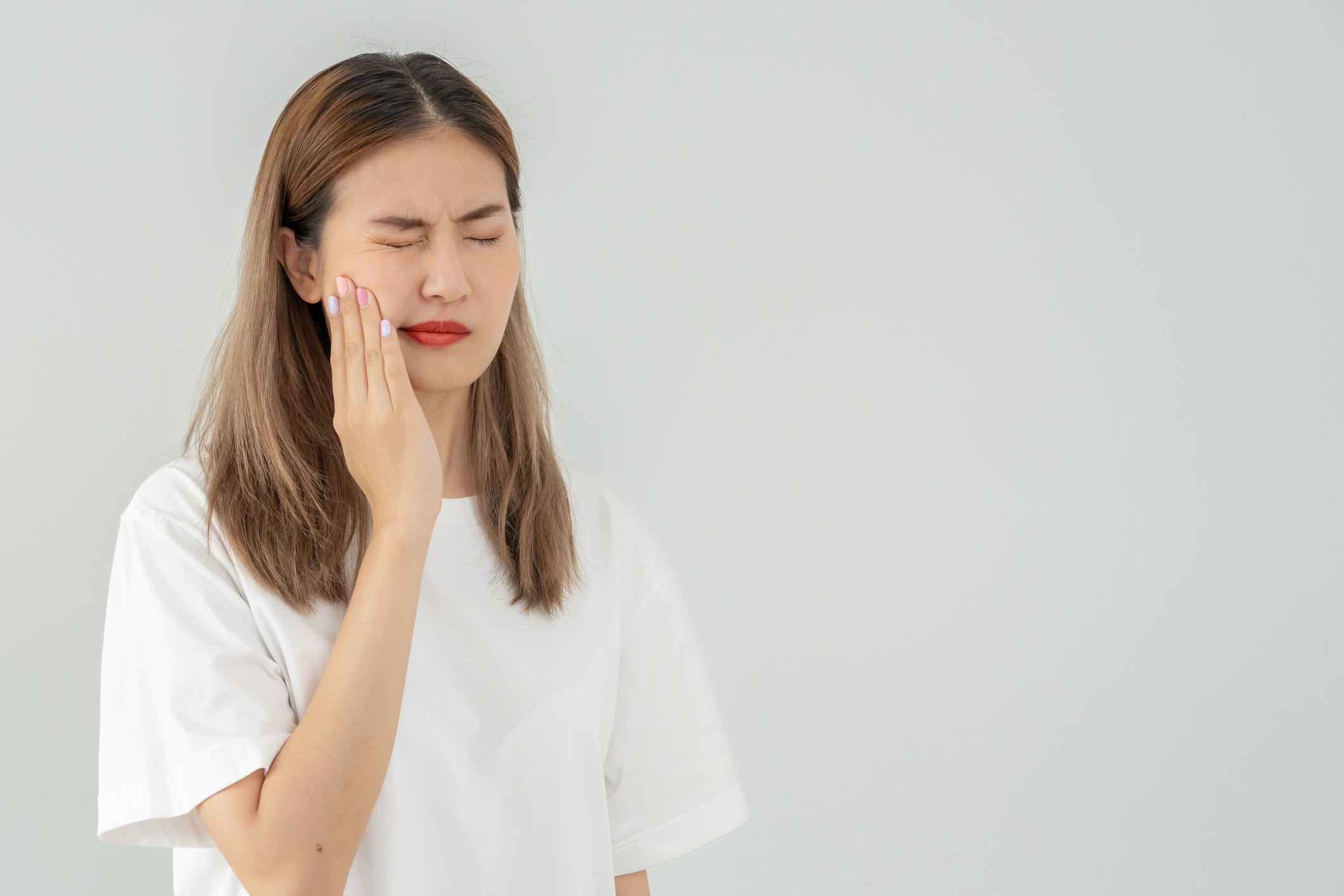 Mewing教學懶人包｜瘦面/消雙下巴方法+正確做法+效果+風險解析